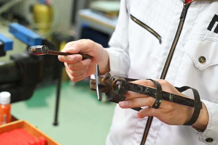 05_赤坂金型彫刻所 - FactorISM(ファクトリズム) 2022 | 関西初オープンファクトリー（工場見学・ワークショップ）イベント │ 八尾市・東大阪市・堺市・門真市